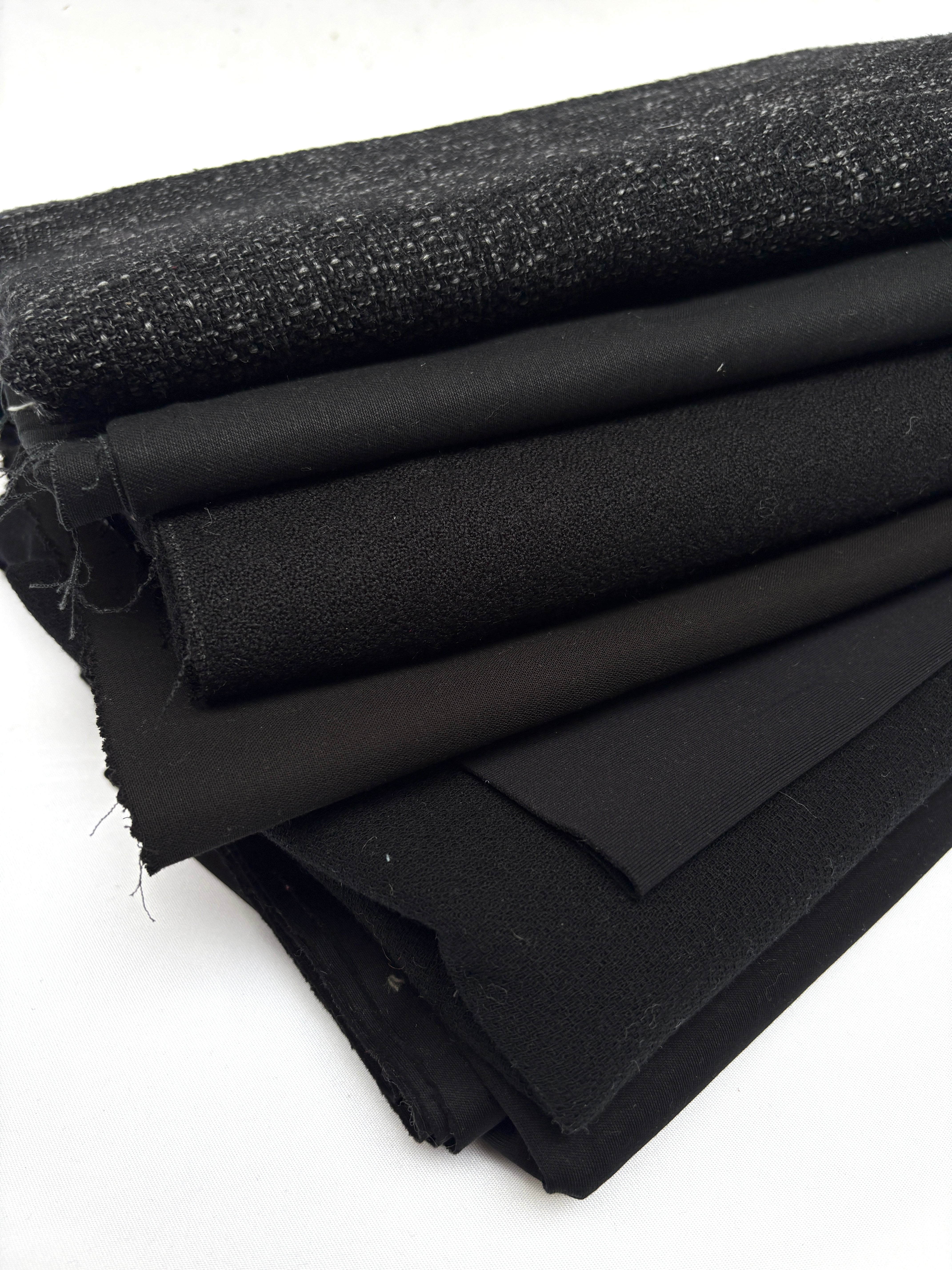 Black Fabric, Large/Medium Pieces, Mixed Bundle – Renee Materials